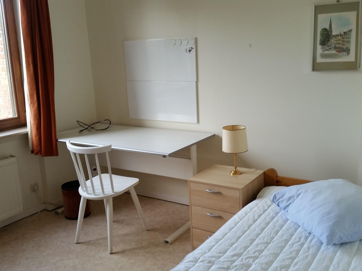 Kot chez l'habitant 10 m² Avenue Commandant Lothaire à Etterbeek